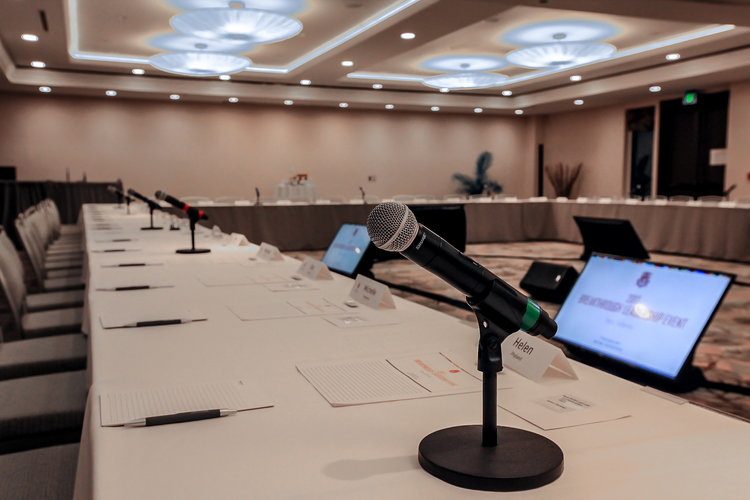 Teleprompter Rentals NYC – – Same Day Rentals Call 800-884-1643